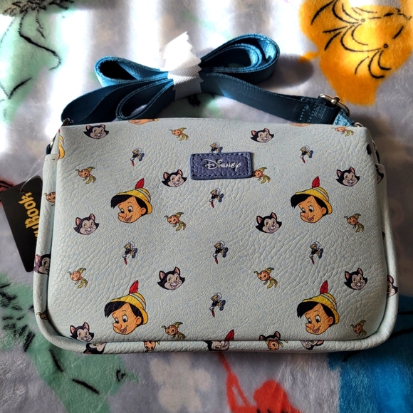 Disney | Bags | Disney Crossbody Bag | Poshmark